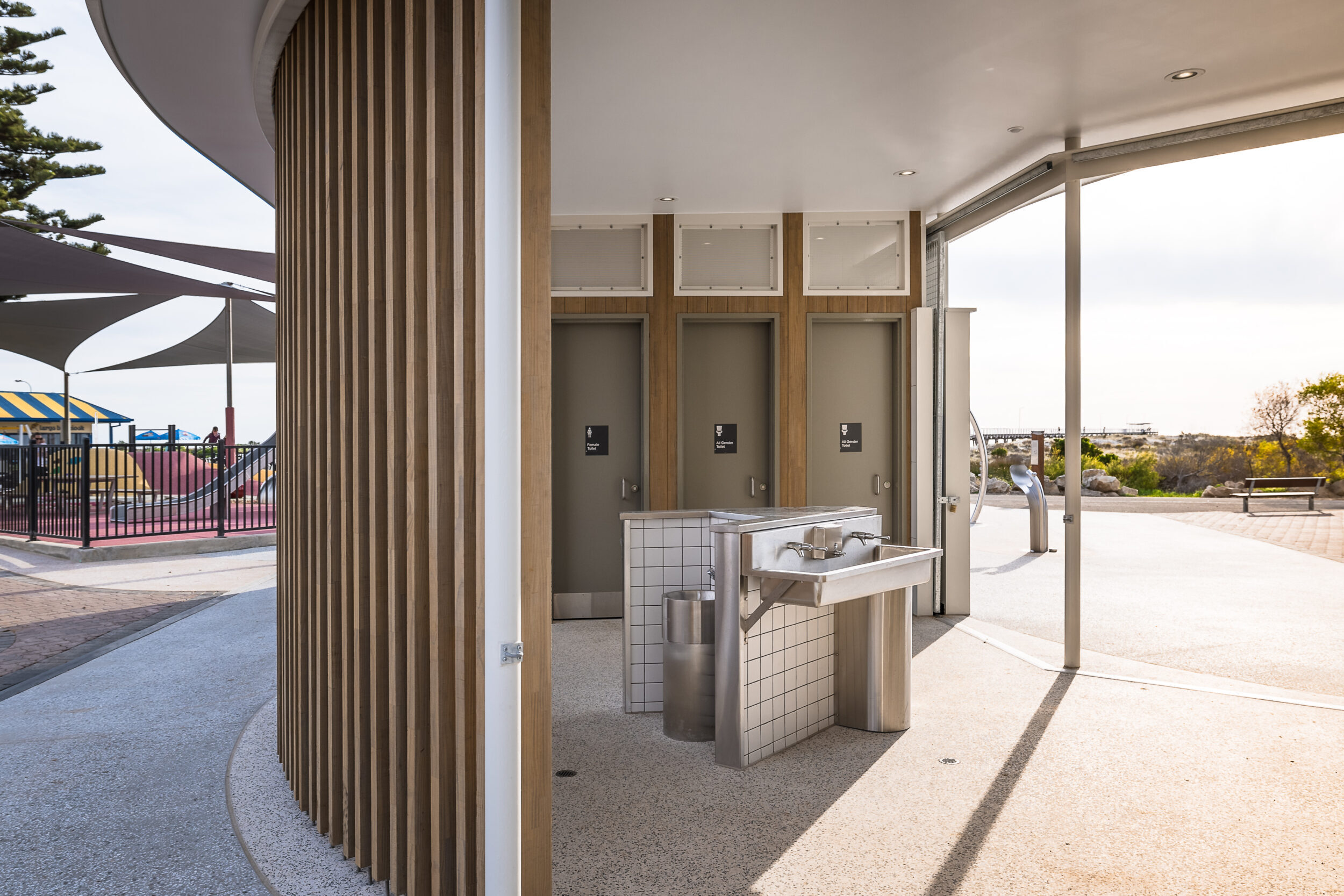 Largs Bay Pier Amenities - SMFA