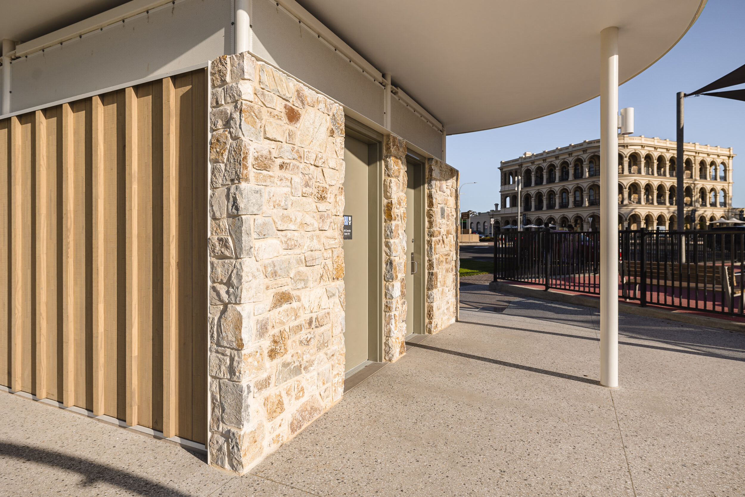 Largs Bay Pier Amenities - SMFA